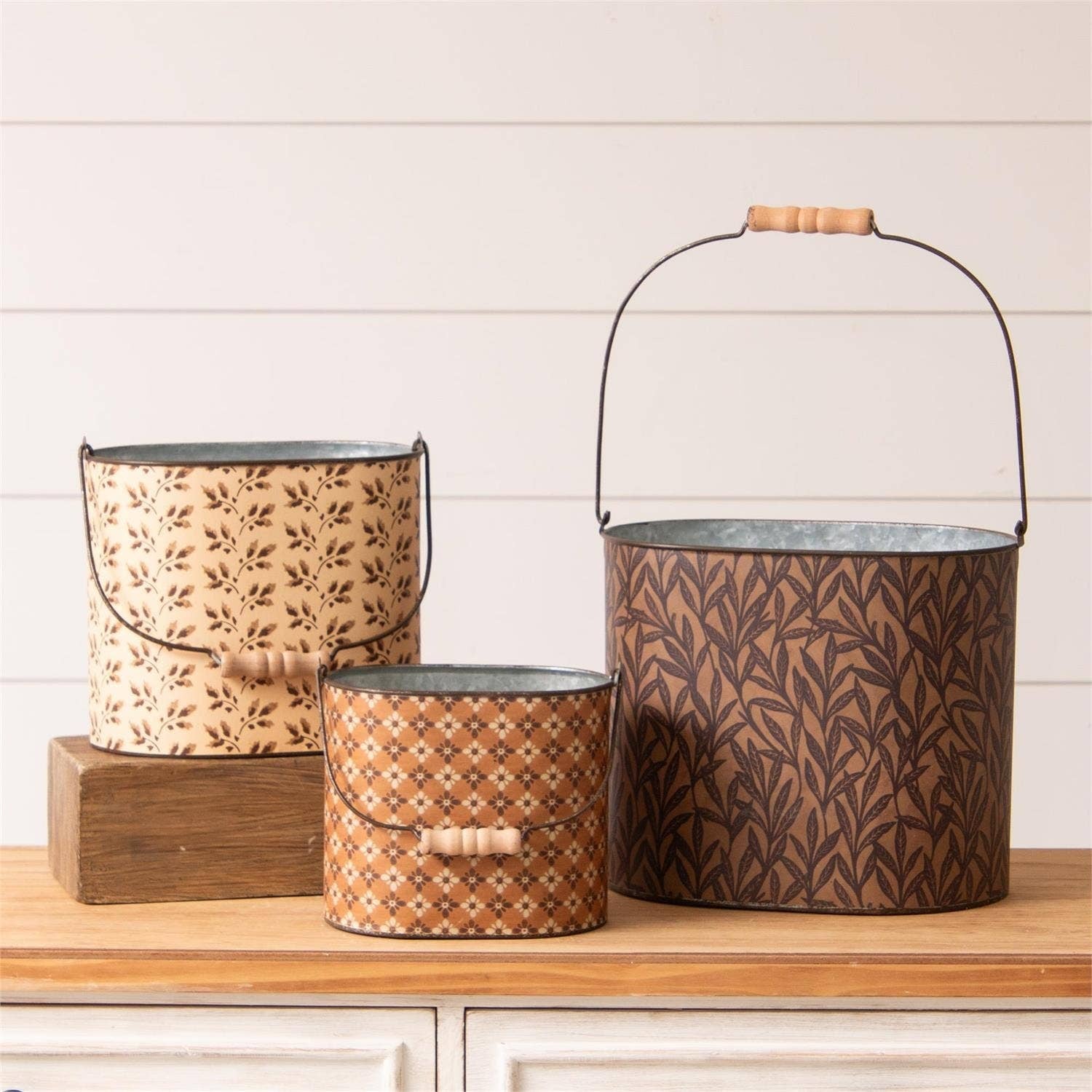 Buckets - Vintage Wallpaper Patterns (Set Of 03) | 103 MAIN
